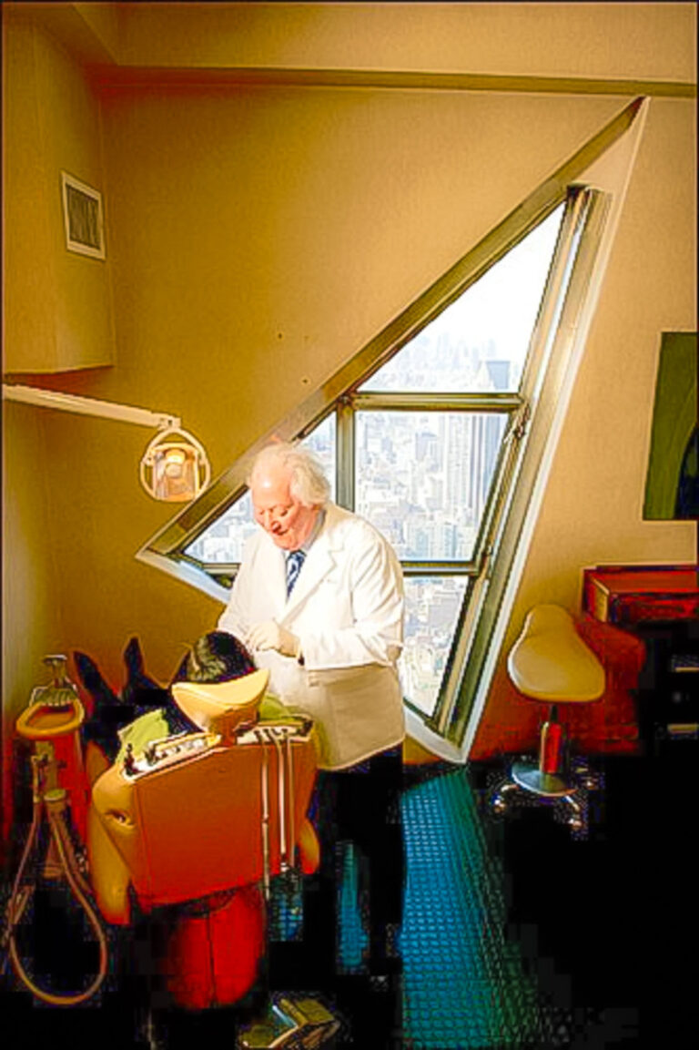 URBAN EXPLORER: What’s Inside the Chrysler Building? – M.H. Callway ...